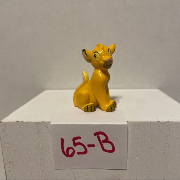 Disney | Toys | Disney Lion King Simba Or Nala 5 Plastic Figure | Poshmark